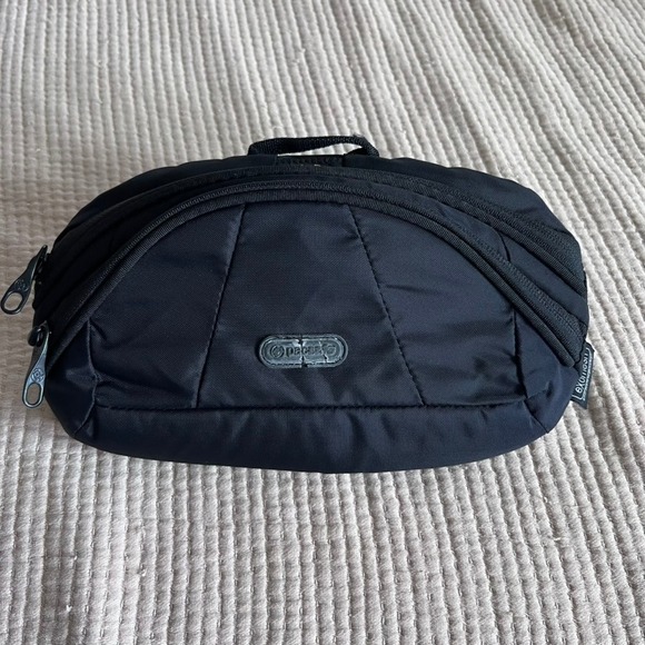 Pacsafe | Bags | Pacsafe Black Exomesh Anti Theft Waist Pack Bag Travel ...